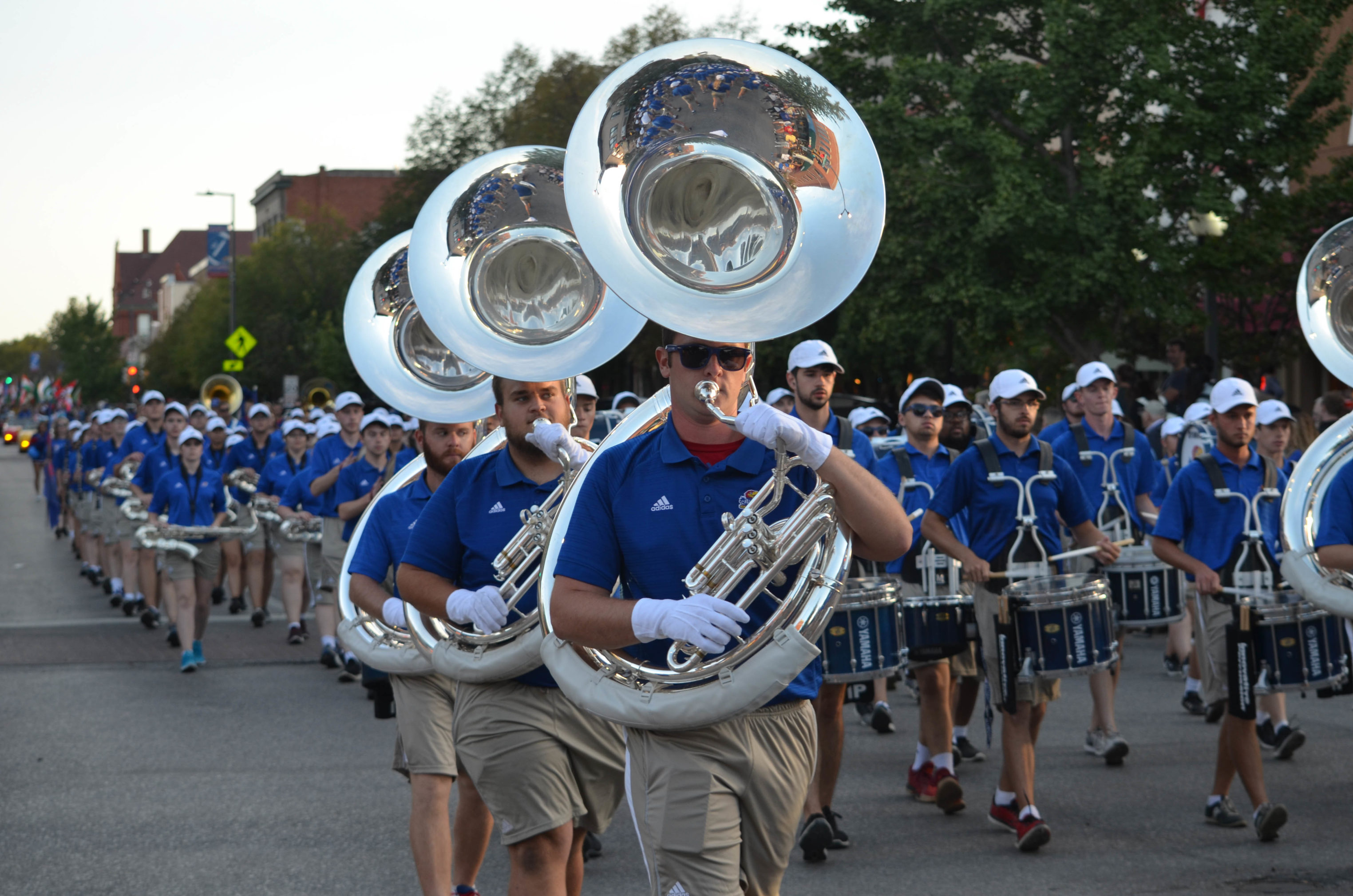 Photo gallery: 2018 KU homecoming parade | News, Sports, Jobs ...